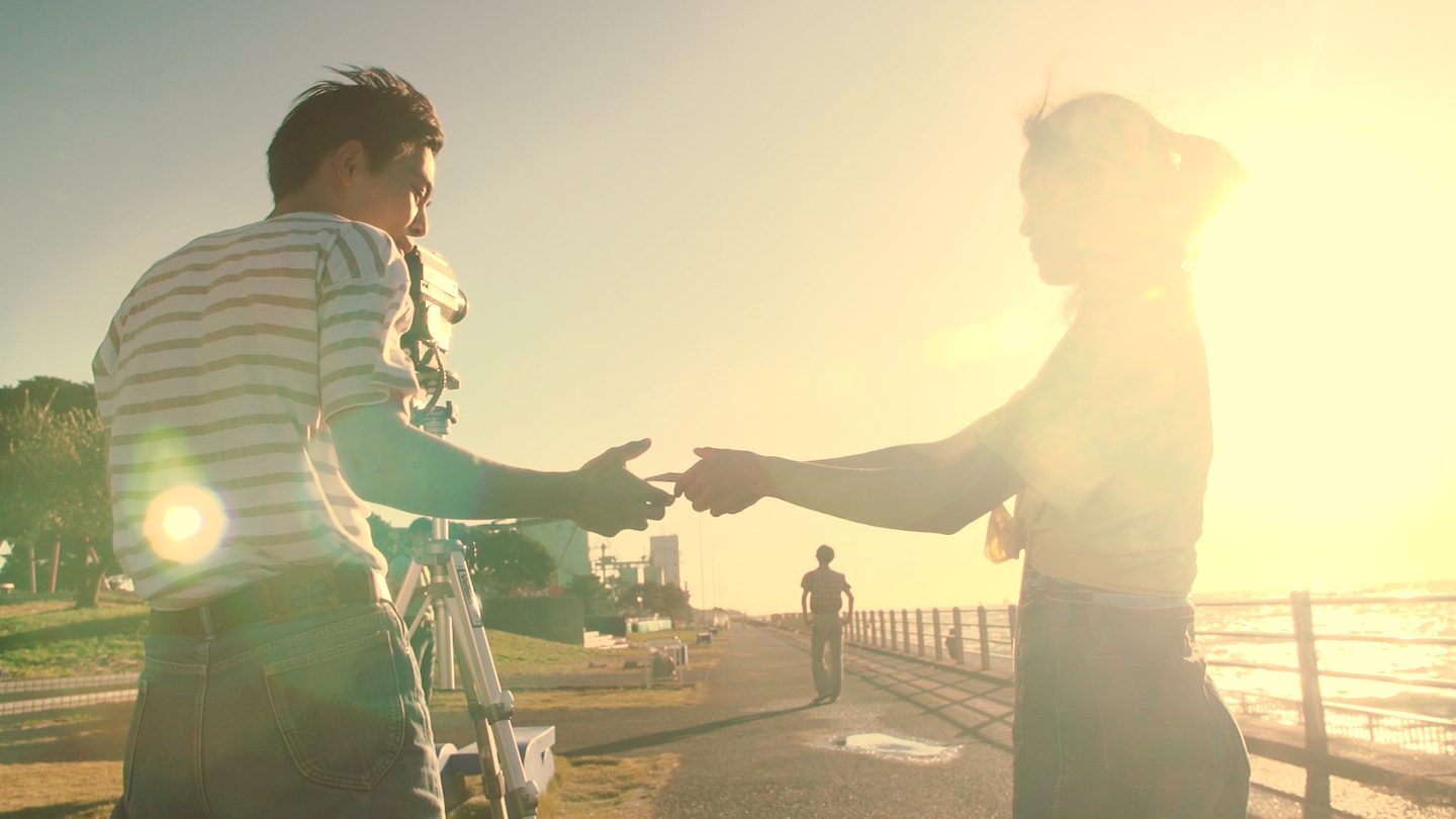 70年代青春グラフィティ！ 映画『Single8』完成披露上映会。8mm映画作りに情熱を燃やす高校生たちの「ごっこ が 自分の表現 に変わっていく日々」の恋と友情が_ | シアターテイメントNEWS