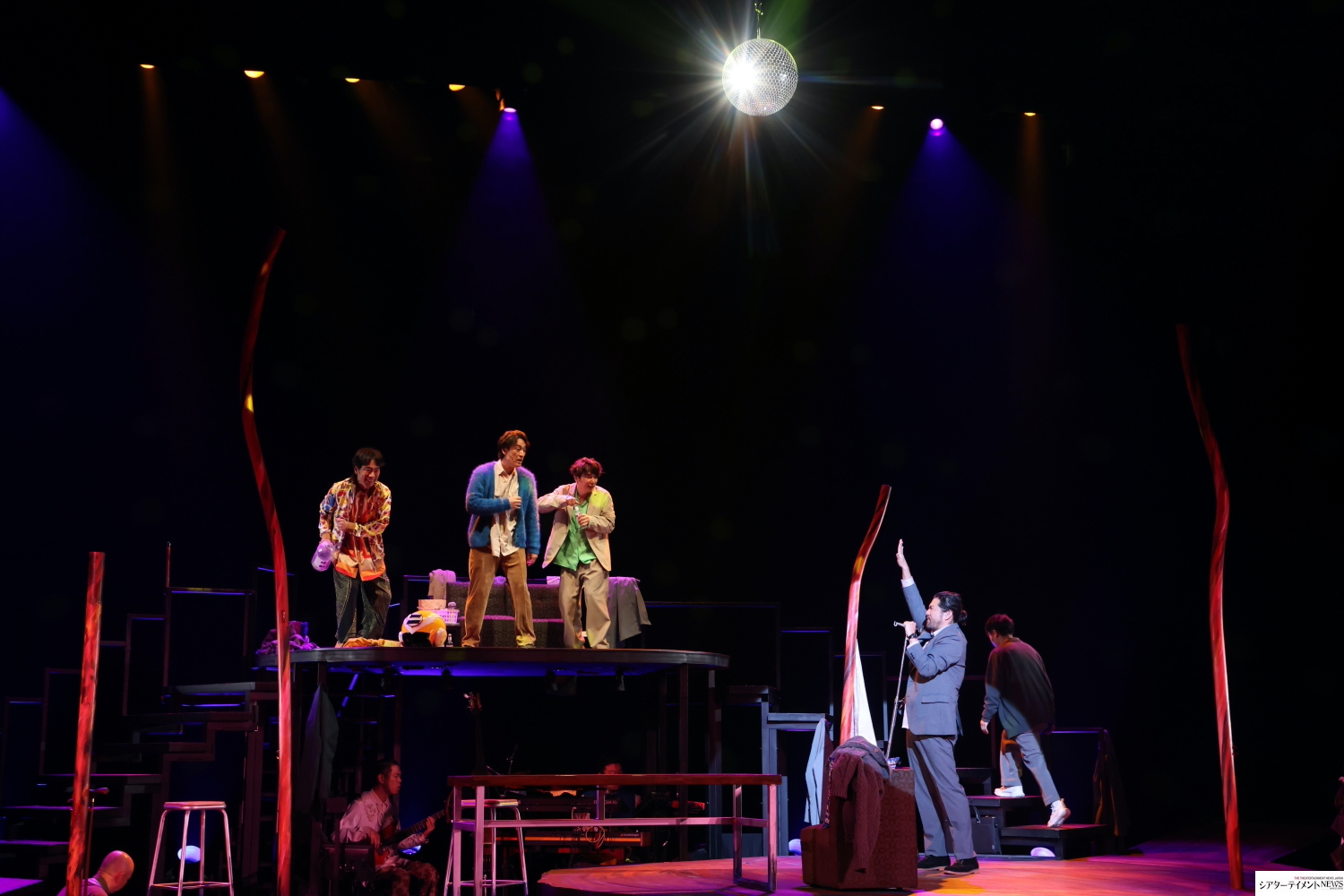 PARCO劇場開場50周年記念シリーズ ミュージカル『おとこたち』開幕 | シアターテイメントNEWS